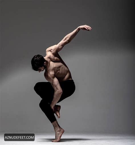 GUILLAUME CIZERON Feet AZNudeFeet Men