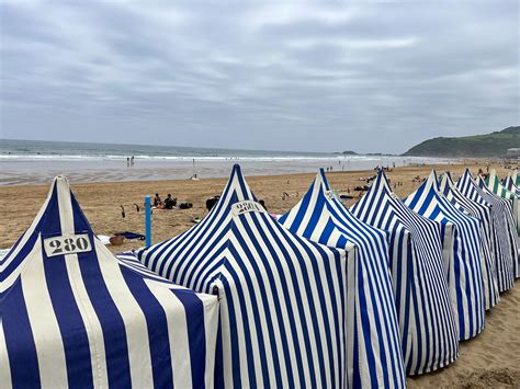 Tiempo de hoy al mediodía en la playa de Zarautz Con mucha eitb