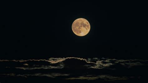 Superluna de Esturión cuándo y cómo ver una de las lunas más grandes y