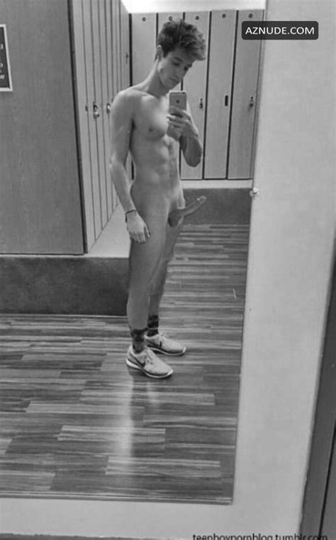 CAMERON DALLAS Nude AZMen