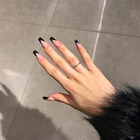 45 Edgy Goth Grunge Black Nails For A Dramatic Look Edgy Nails