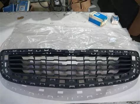Grade Frontal Inferior Do Radiador Spin Original Gm