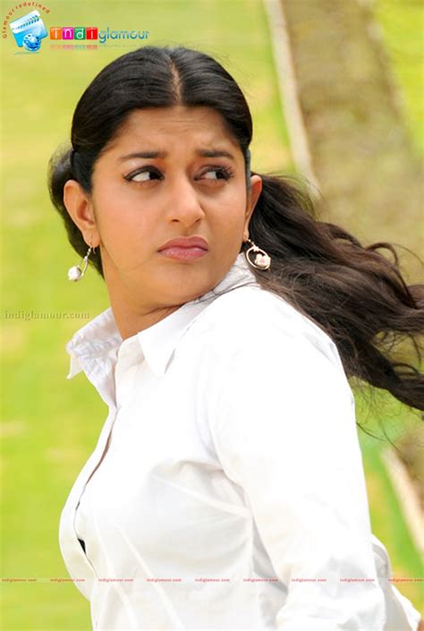 Meera Jasmine Actress Photo Image Pics And Stills 20450