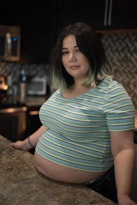 My Hobby Is Cooking Naked🍓 Rbigbellies