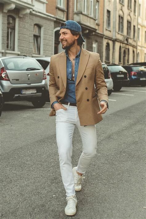 Classy Beige Blazer Outfit Ideas For Men Biege Blazer Combination
