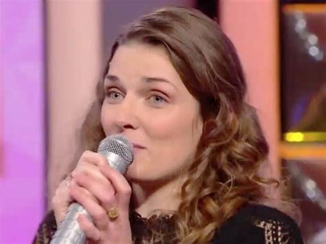 N oubliez pas les paroles France 2 Manon bat un record jusque là