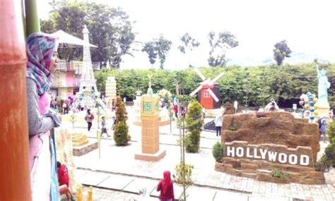 Gambar Wisata Negeri Dongeng Blitar Harga Tiket Masuk Lokasi Wahana