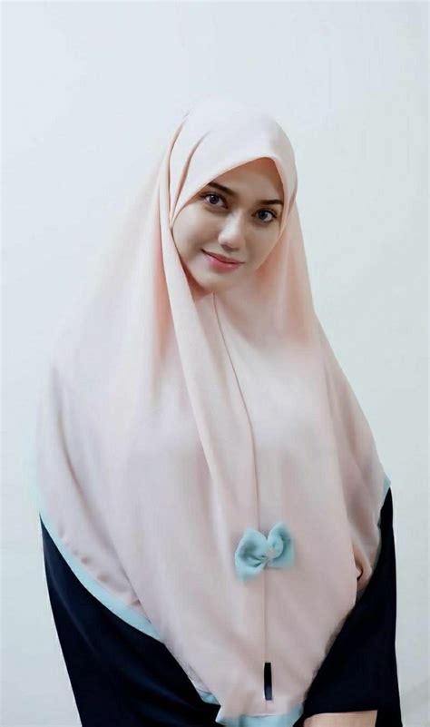 Pin On Quick Saves Beautiful Hijab Beautiful Hijab Girl Muslim Women Fashion