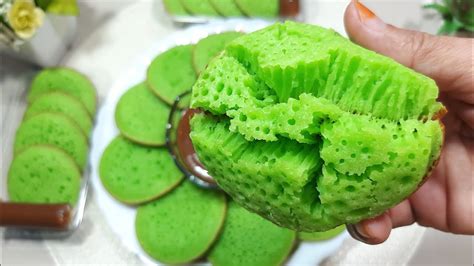 IDE JUALAN JAJANAN PASAR KUE SERABI KUAH KINCA LEMBUT DAN BERSARANG