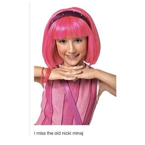 Ew Wth On Instagram It Meeee Nickiiii Minajjjj Pelucas Actrices