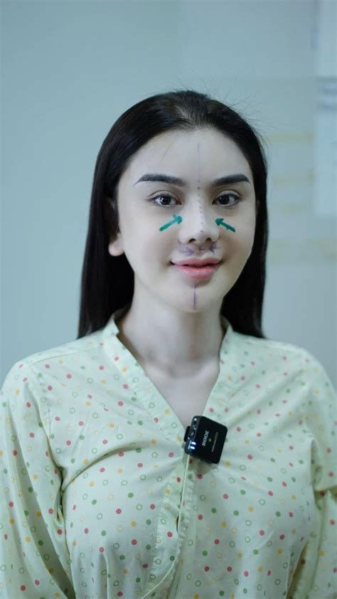 Lâm Khánh Chi lộ bình luận hẹn thử váy cưới sắp lên xe hoa lần 2 sau