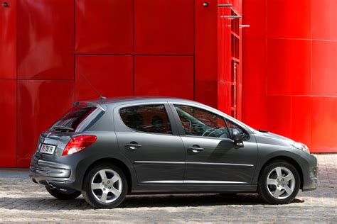 Fiche Technique Peugeot 207 1 4 HDI Auto Titre
