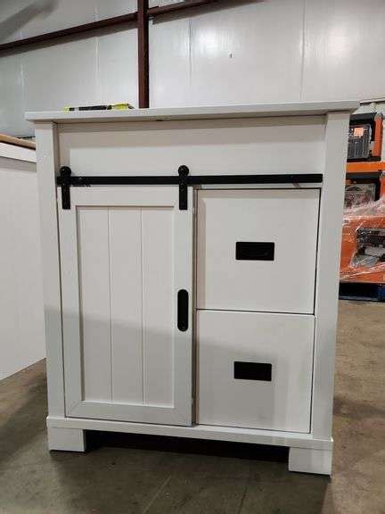 Glacier Bay Brindley 30 In W X 20 In D X 35 In H Single Sink