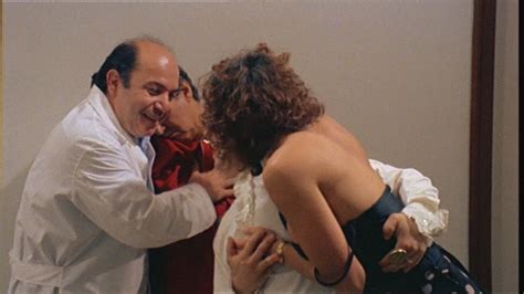 Carmen Russo I Nuda Anni In L Infermiera Nella Corsia Dei Militari