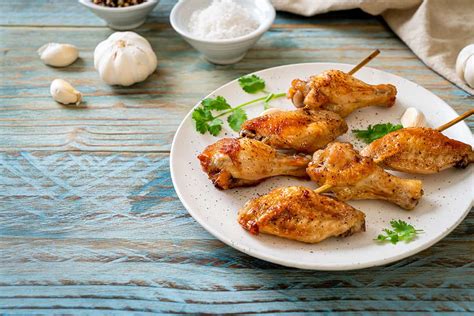Cómo hacer unas deliciosas alitas de pollo al ajillo Comedera