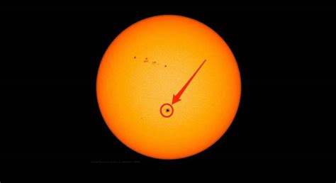 Qué está pasando en el Sol Astrónomos descubren una mancha gigante