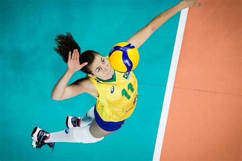 Brasil x Estados Unidos vôlei feminino 2022 onde assistir e horário hoje
