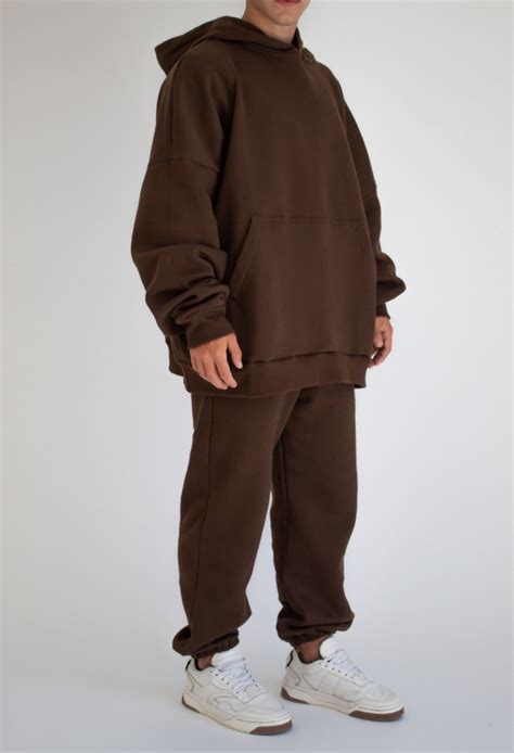 buzo marrón cafe Normcore Brown Outfits Fresh Fashion Amor Men s