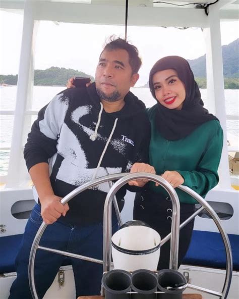 Dituduh Bergambar Mesra Dengan Mat Sabu Isteri Ddnk Buat Laporan Polis
