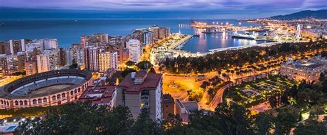 Málaga miasto w regionie Andaluzja Hiszpania Znajdziesz tu