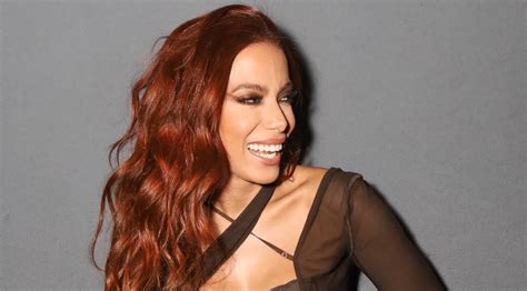 Jo O F Da Patroa On Twitter Rt Anittapov Anitta T Um Absurdo De