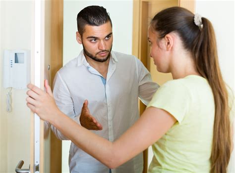 Woman Not Letting Brother In Law Sleep In Her Room During Holiday Praised Newsweek
