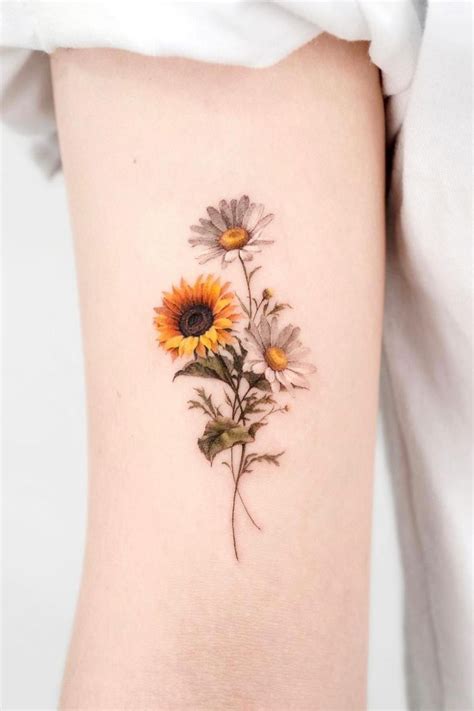 Bright Sunflower And Daisy Tattoo Mom Tattoos Body Art Tattoos Hand