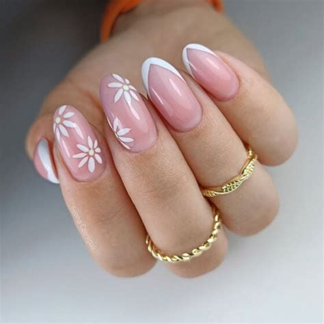 10 Elegant Nude French Tip Nails In 2024 Zohna