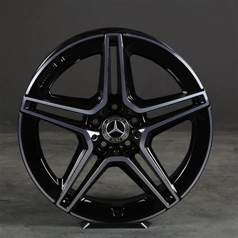 19 Zoll Original Mercedes GLB X247 GLA H247 AMG Felgens