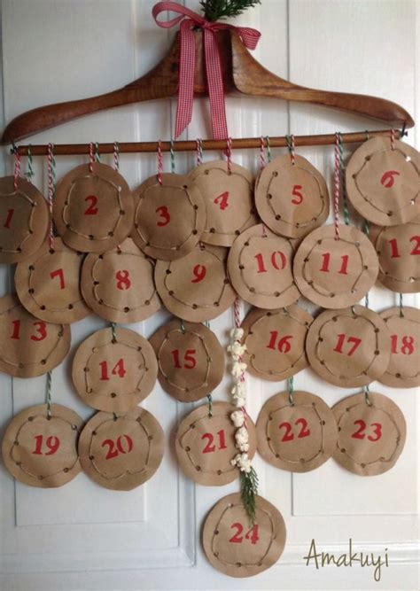 C Mo Hacer Un Calendario De Adviento Casero Con Una Percha Y Hojas De Papel
