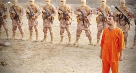 WARNING EXTREMELY GRAPHIC PHOTOS Jordanian Pilot Is Horrifically