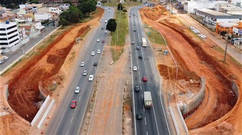 VIADUTO DO RIACHO FUNDO I Drone mostra as obras em sequências YouTube