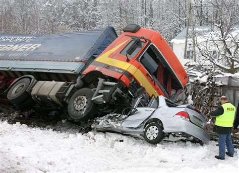Głogów Małopolski rok 2005 Nowiny