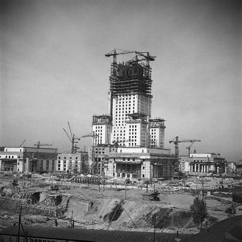 Brudny symbol stolicy Czy Pałac Kultury i Nauki odzyska dawne barwy