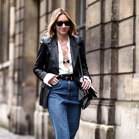 Total 52 Imagen Outfit Falda Negra De Mezclilla Abzlocal Mx