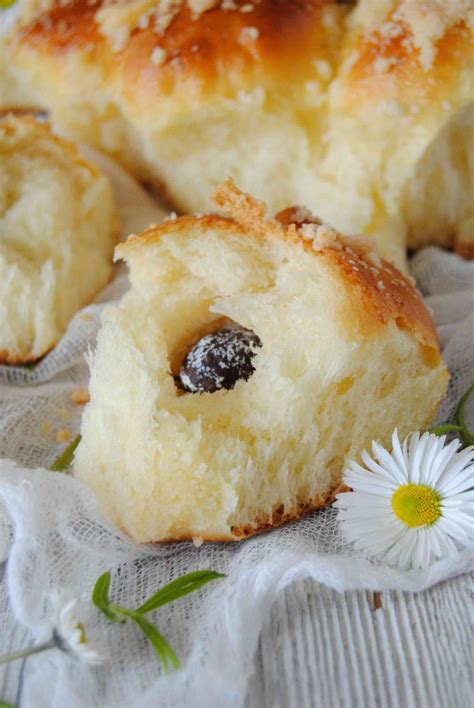 Przepis Wielkanocny baranek drożdżowy przepis Gotujmy pl