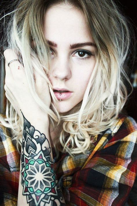 Beautiful Tattooed Girls And Women Daily Pictures For Your Inspiration Girl Tattoos Forearm
