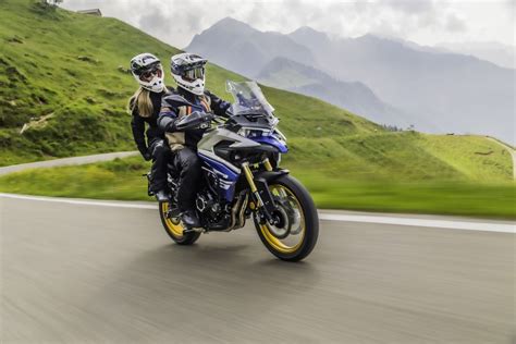 Sympatia Z Przymusu Czyli Motocyklowy Design W Roku Co Si