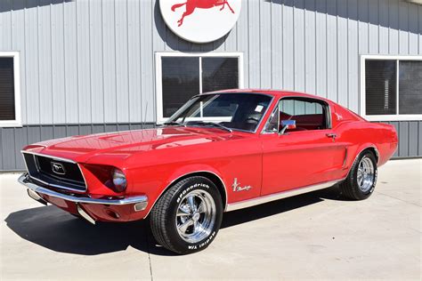 Ford Mustang Fastback Coyote Classics