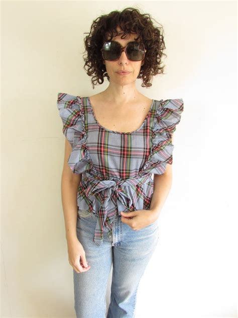Vintage 70s Peplum Ruffle Gem