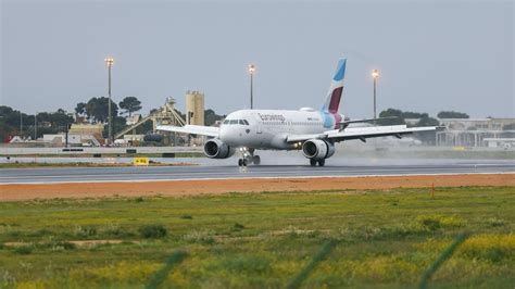 Un avión aterriza de emergencia en Palma tras detectarse una avería en