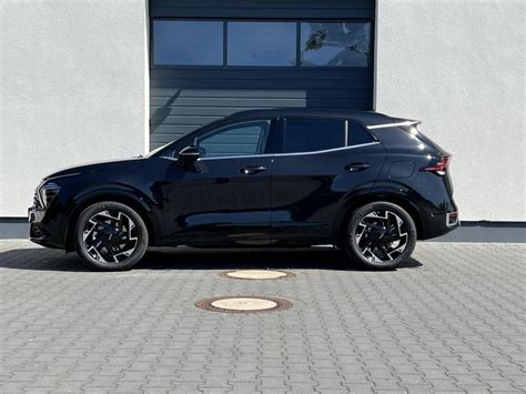 Kia Sportage GT Line 1 6 T GDI DCT7 48V MHEV 132KW ESitze Alu19 Bei EU