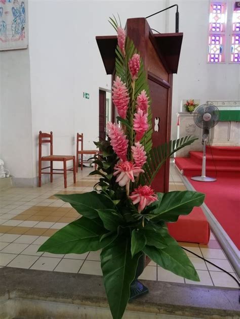 Pin By Tilly Matilda On Wreaths Arrangements Fresh Flowers