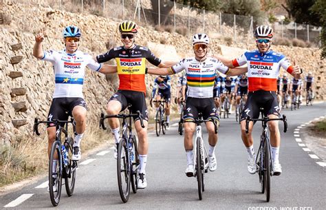 Garmin Presents Its Official Teams For 2023