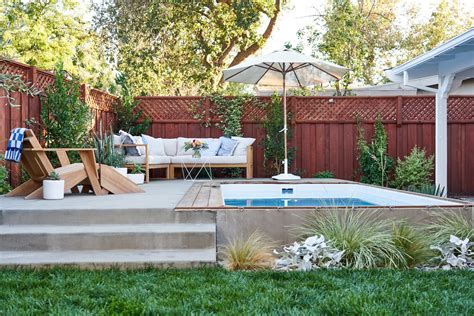 Small Yard Plunge Pool How To Turn Your Tiny Outdoor Space Into A
