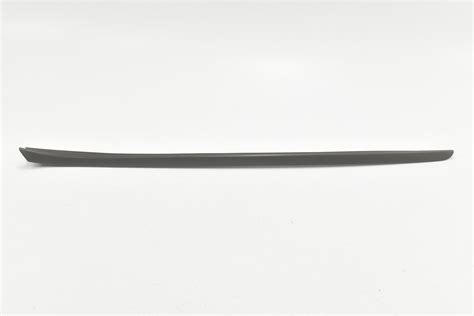 LISTWA SZYBY CZOŁOWEJ USZCZELKA LEWA 8U0854327A AUDI Q3 8U RSQ3