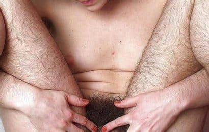 Babeth Grosses Mamelles Et Fente Super Velue