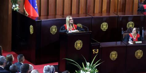 Quién es Caryslia Beatriz Rodríguez la magistrada vinculada al PSUV