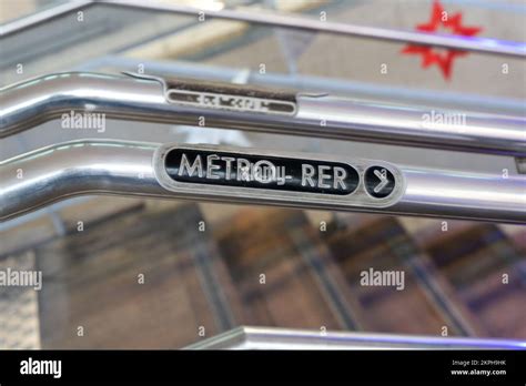 Illustration du RER à Paris France sur 28 novembre 2022 Le