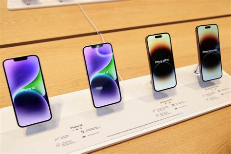 Iphone Iphone Pro Dummy Models Reveal Boring Colour Options